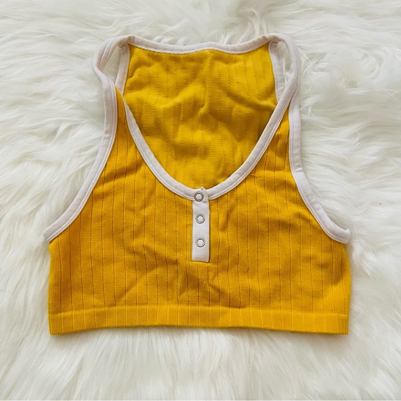 Forever 21 | Tops | Forever 2 Sporty Ribbed Seamless Micro Crop Top ...